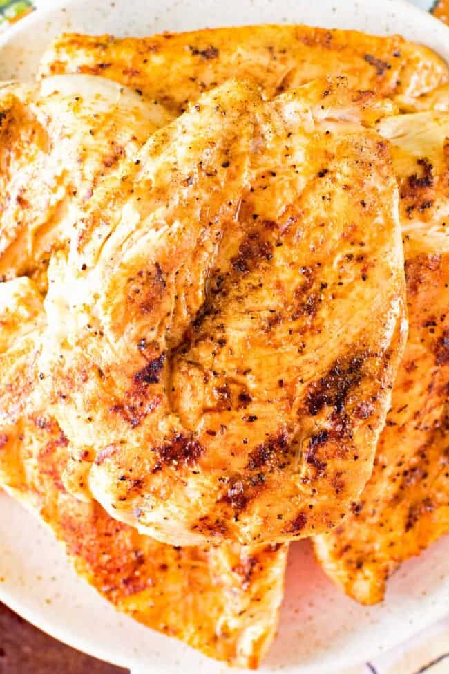 How to Grill the Juiciest Grilled Chicken Breast! - Gimme Some Grilling