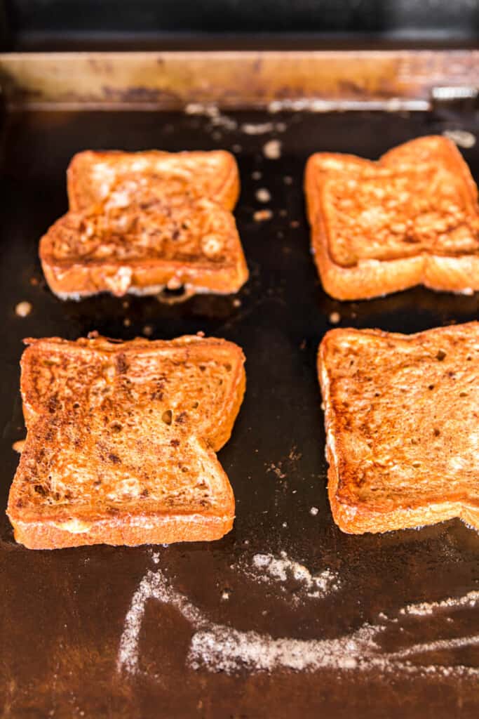Blackstone French Toast - Gimme Some Grilling