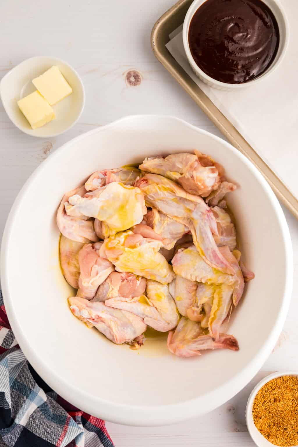 Blackstone Chicken Wings (Crispy + Juicy!) - Gimme Some Grilling